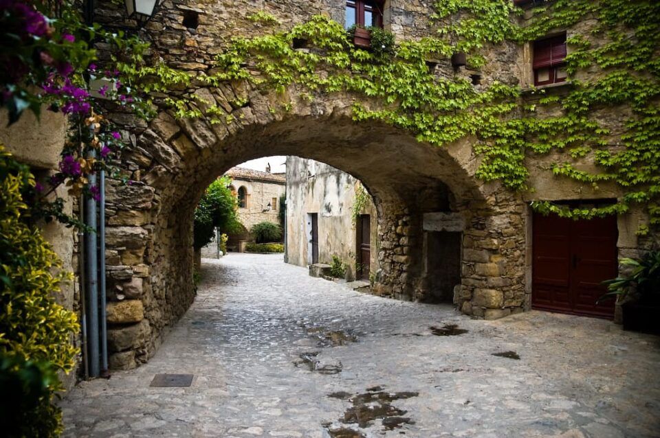 The 18 best medieval villages in Catalonia - Willy's Plan